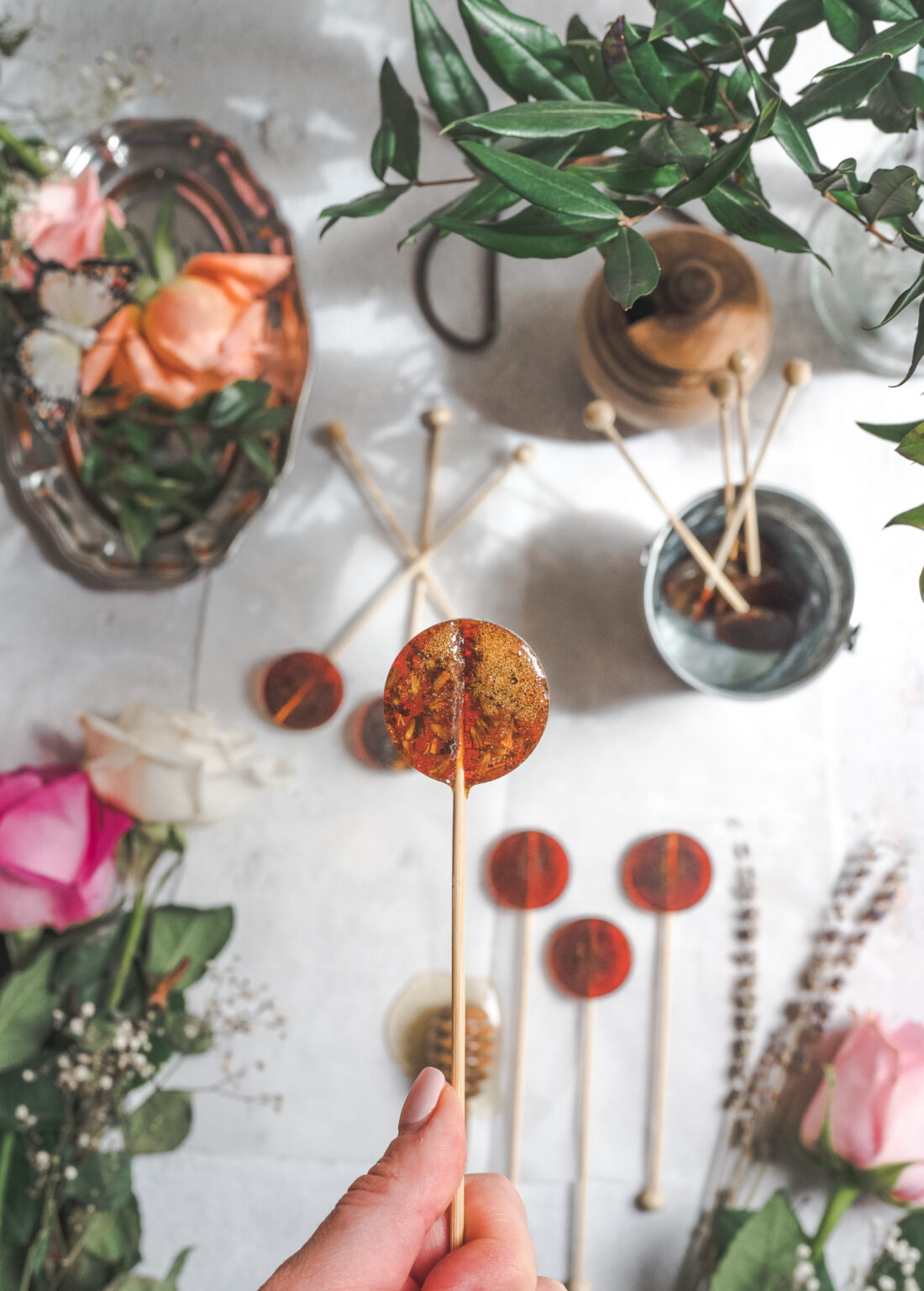 Homemade lavender vanilla honey lollipops - Frolic & Fare