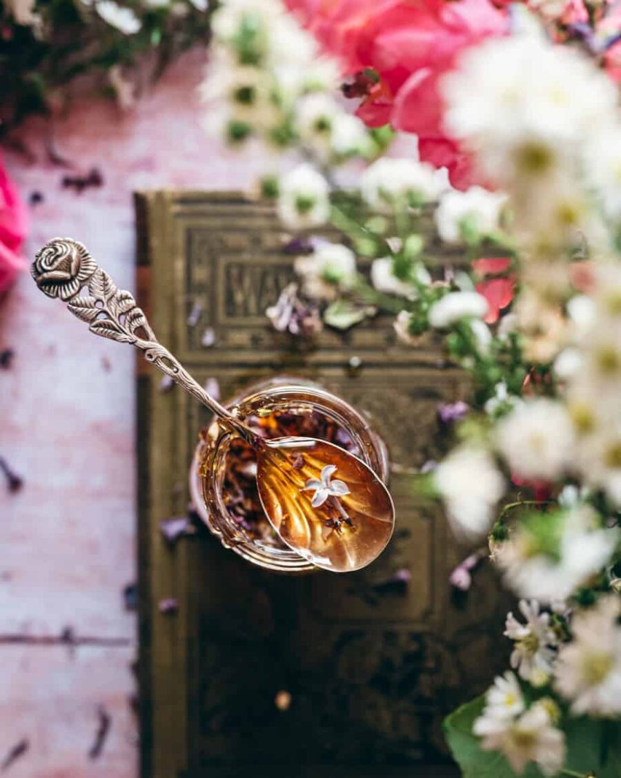 How to make flower infused honey - Frolic and Fare
