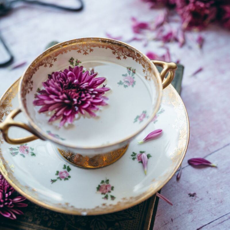Chrysanthemum flower tea and it's benefits - Frolic and Fare