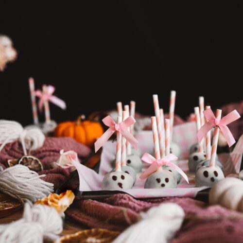 Oreo Ghost Truffle Pops - Frolic & Fare