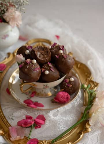 Romantic Rose Truffles - Frolic & Fare