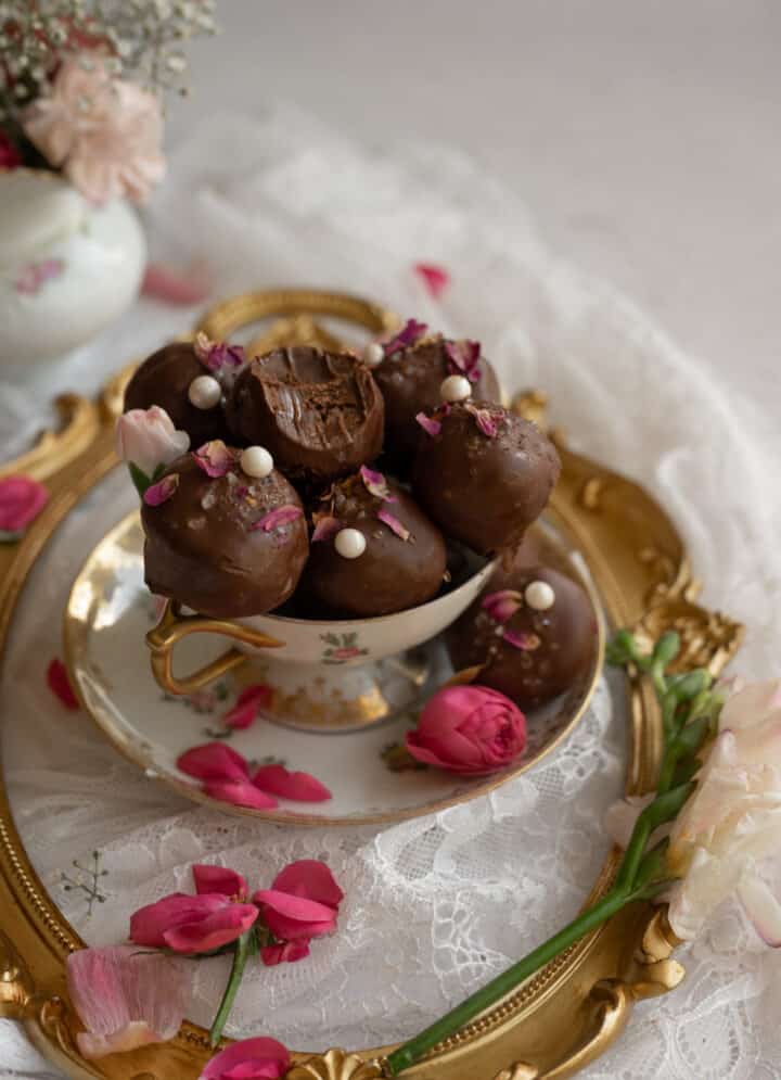 Romantic Rose Truffles - Frolic & Fare
