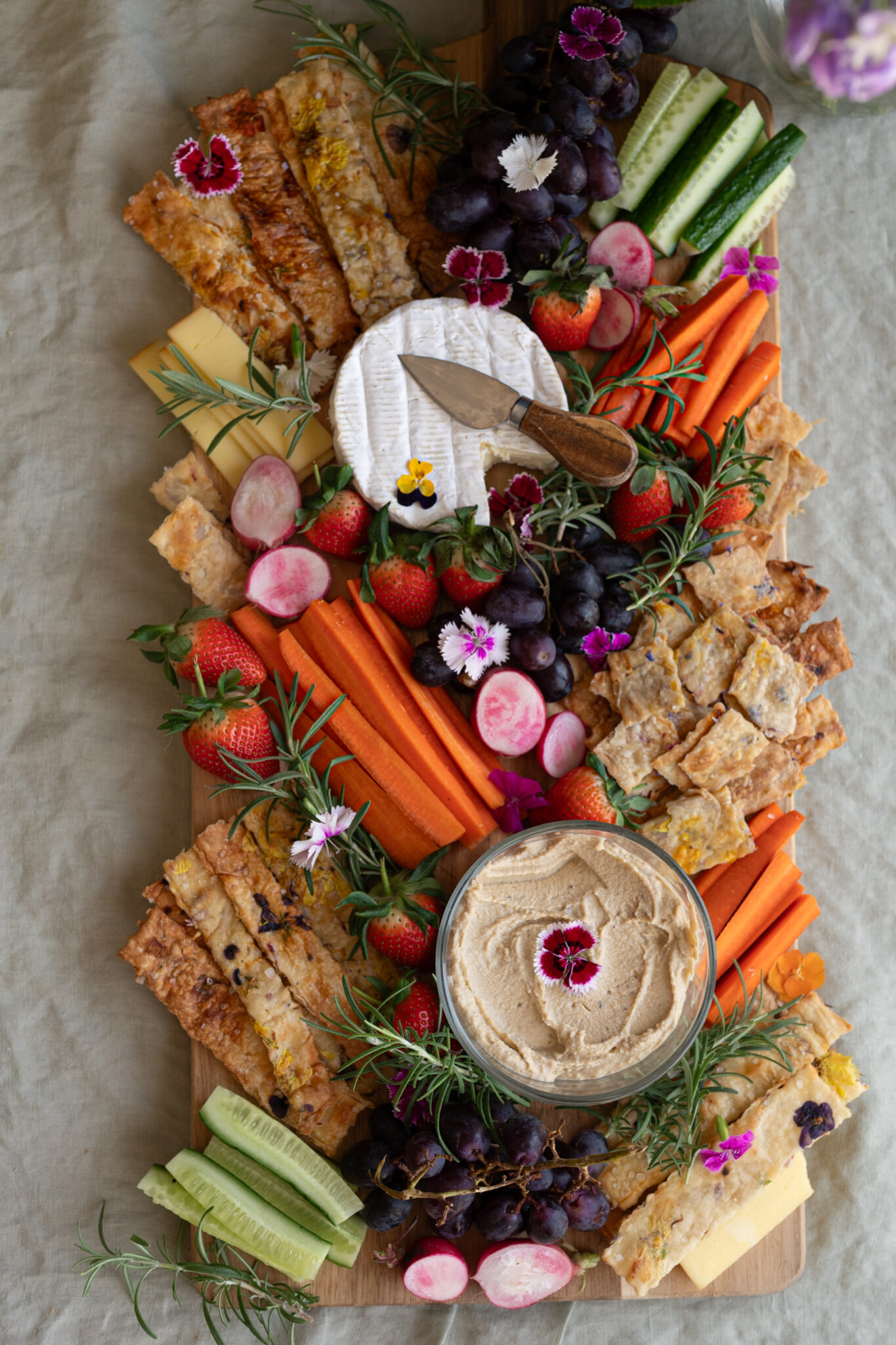 Edible Flower Crackers - Frolic & Fare